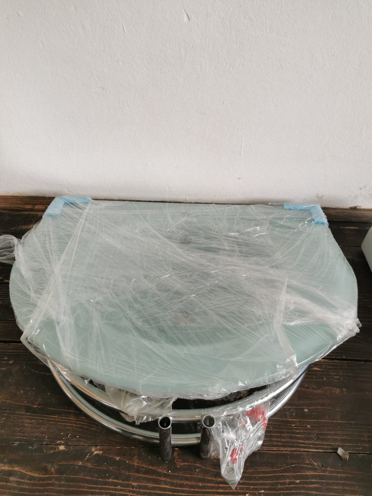 UMIVAONIK NOVO! Umivaonik stakleni, dizajnerski s inox stalkom