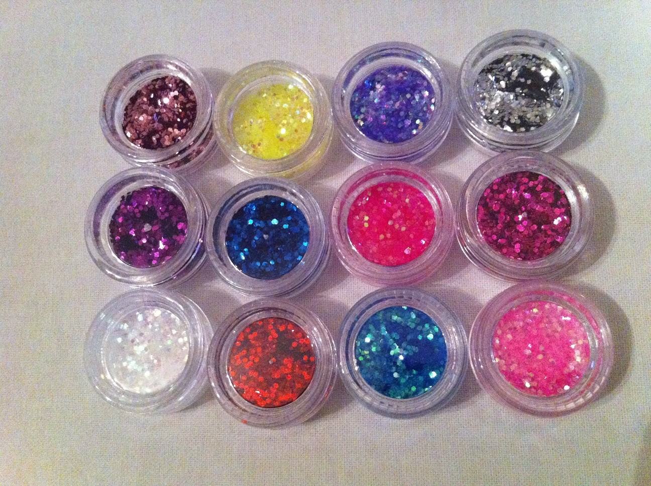 Gliteri za nokte šljokice za nokte 12 kom