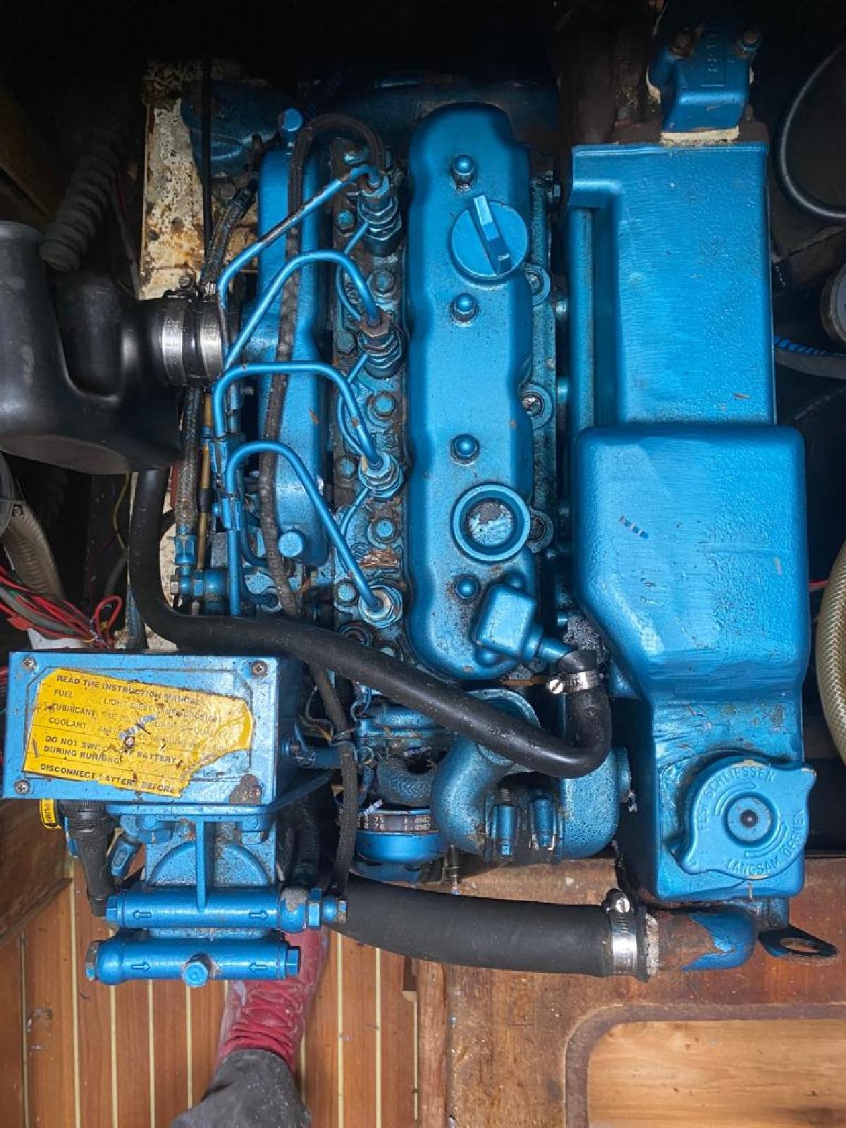 Nanni diesel 4.110 he