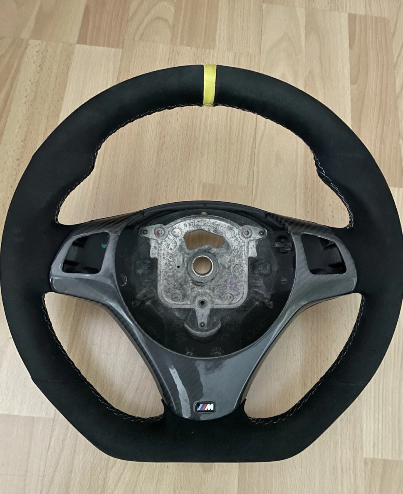 BMW F30 ALKANTARA!!! M VOLAN!!!