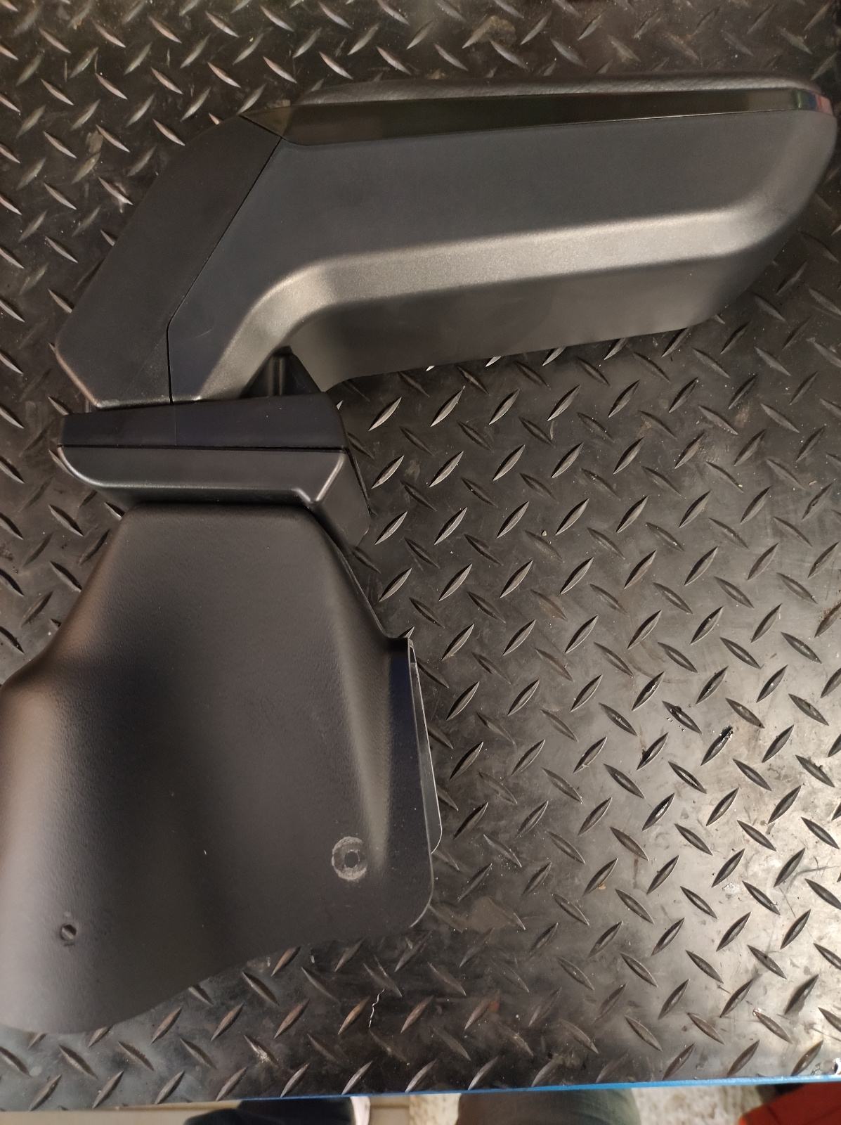 VW Up! naslon za ruku( Armrest)