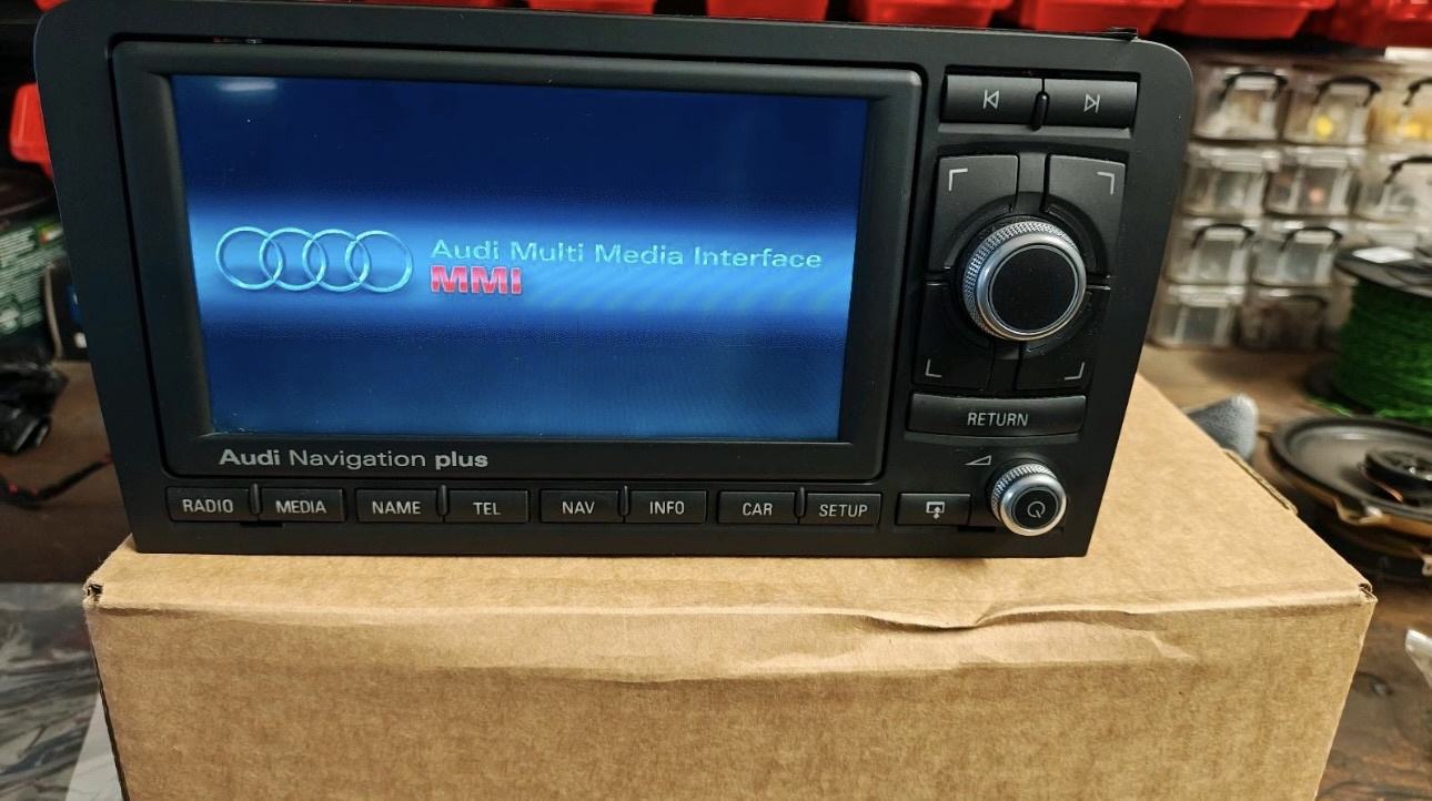 Audi A3 8P RNS-E navigacija