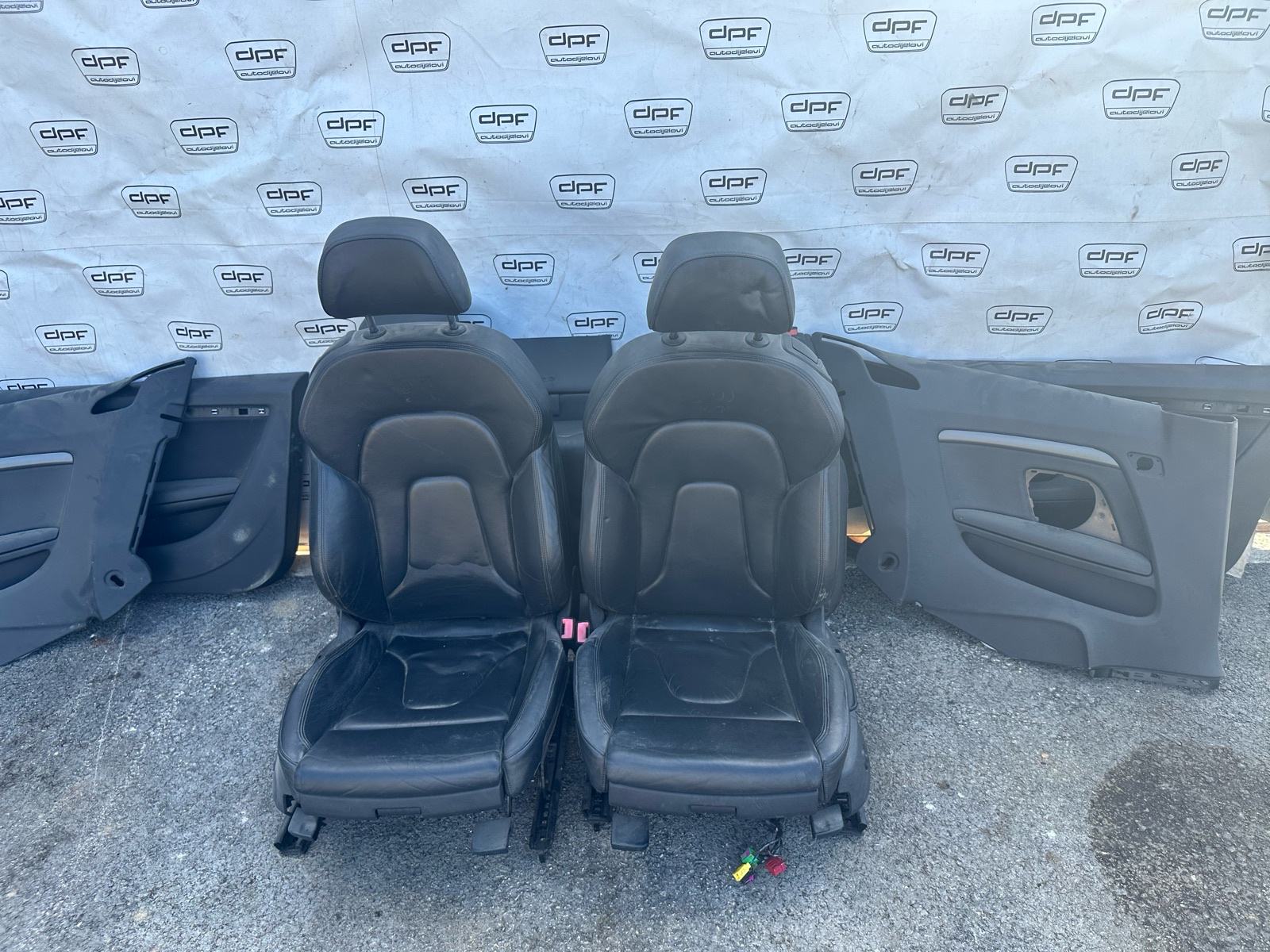 Audi A5 8T coupe interijer