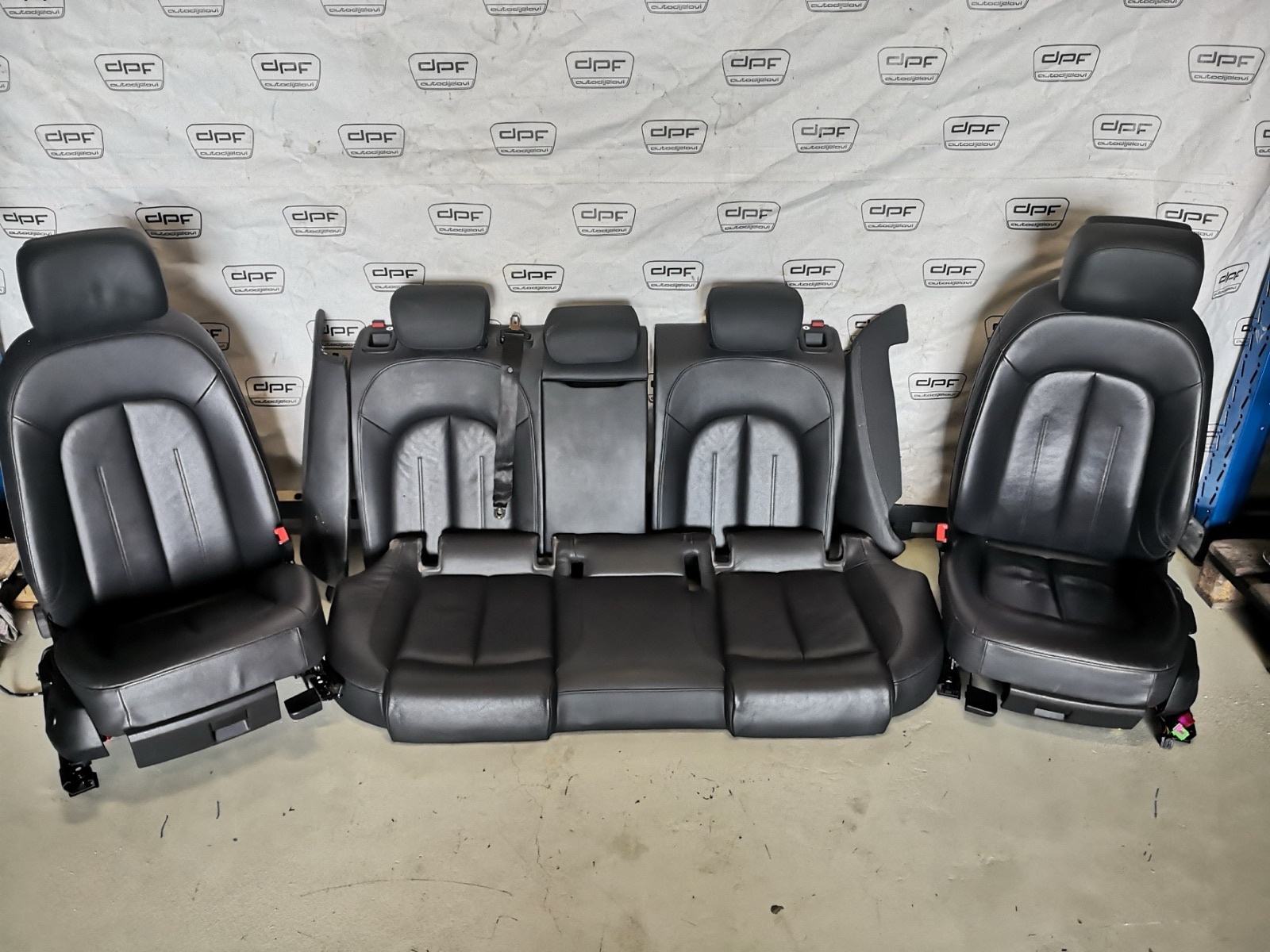 Audi A6 4G 2011-2018 interijer