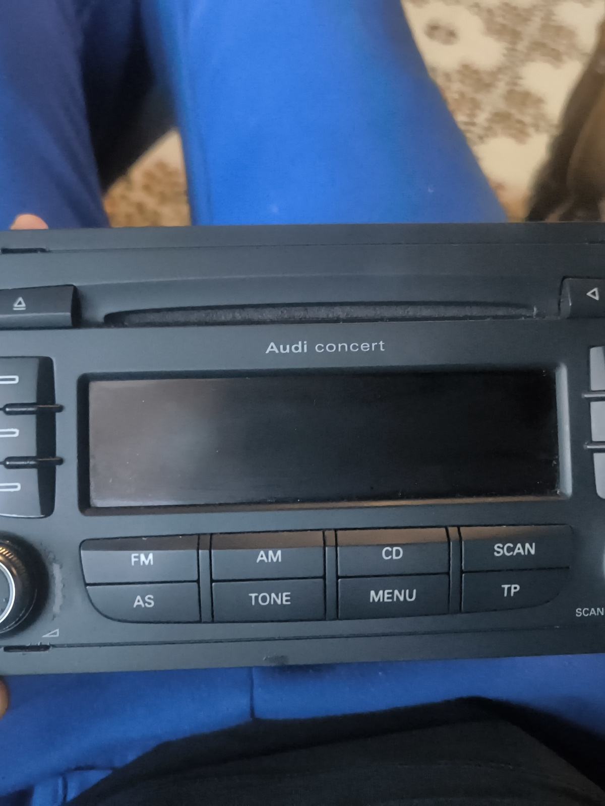 Audi concert radio