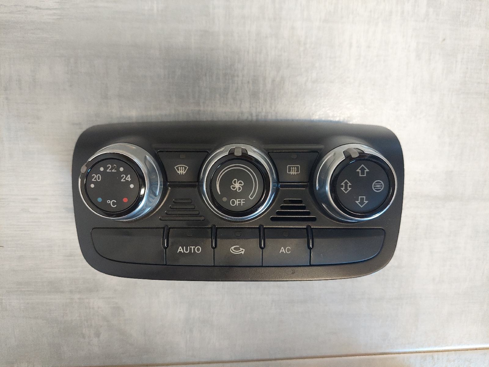 Audi TT - prekidači ventilacije i klime - 2006. - 2014.