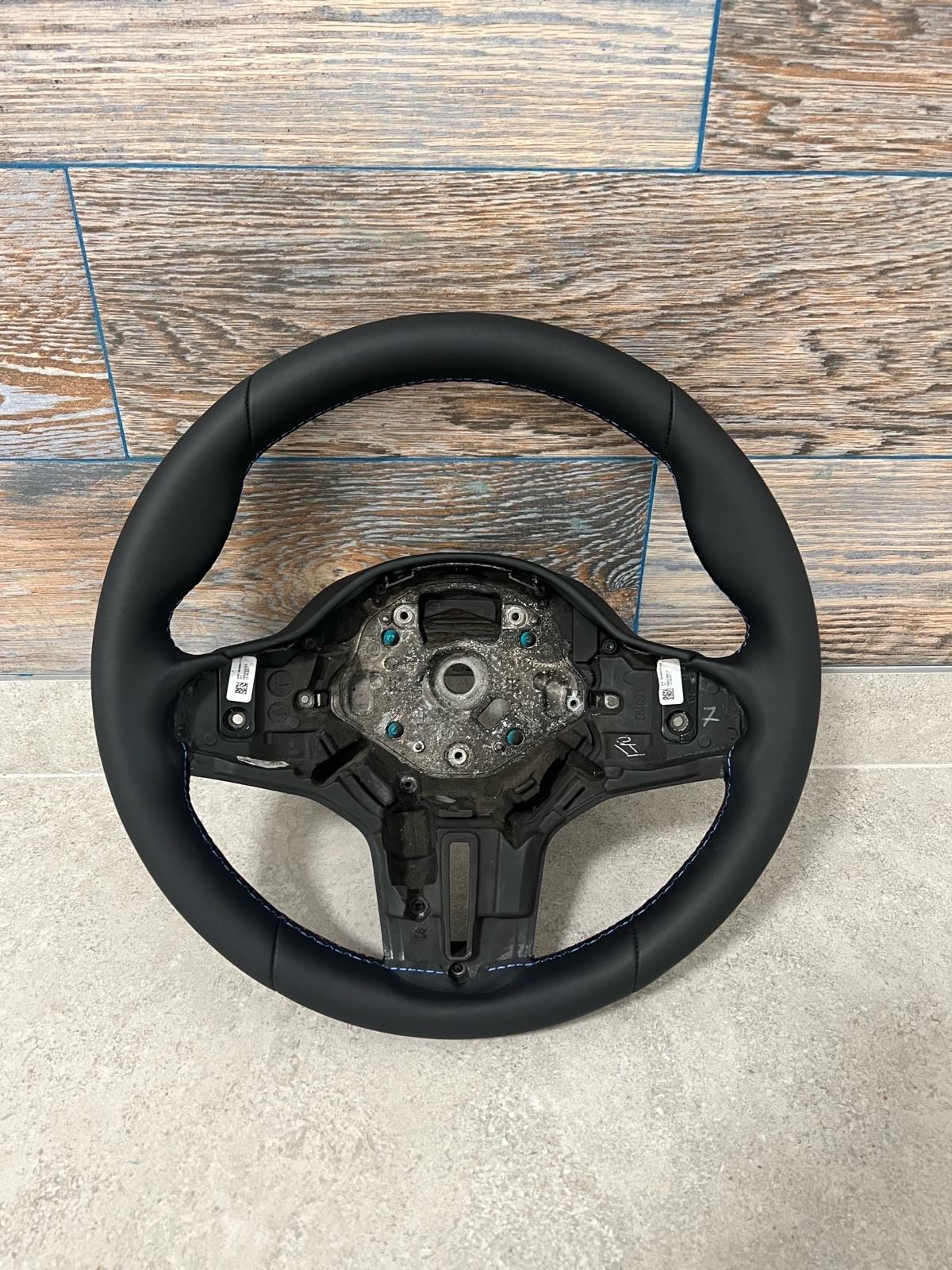 BMW G30 M paket F1 volan, NOVO, UGRADNJA!!!