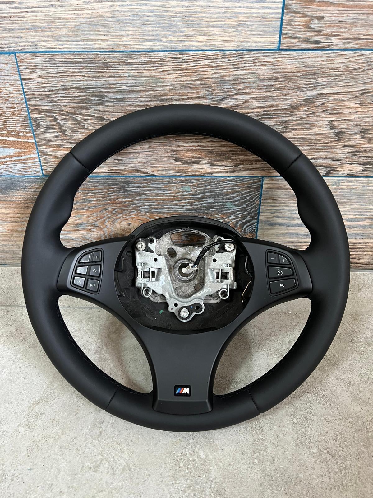 BMW X3 E83 2003-10 M paket mf kozni volan, Kao nov!!!