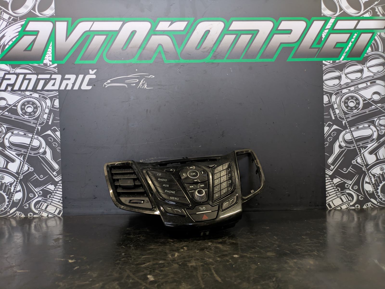 Ford Fiesta 2015 stikala radia tipke c1bt18k811pa