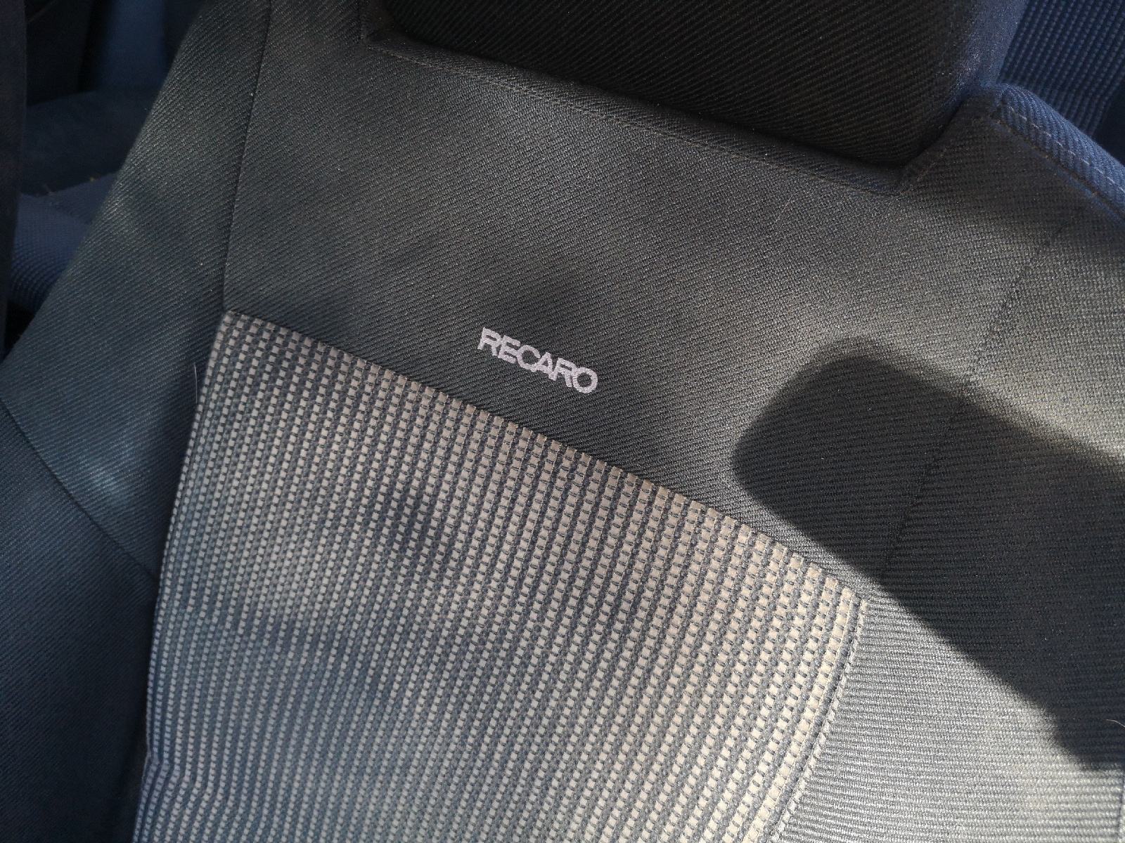 Golf 4 recaro sjedista