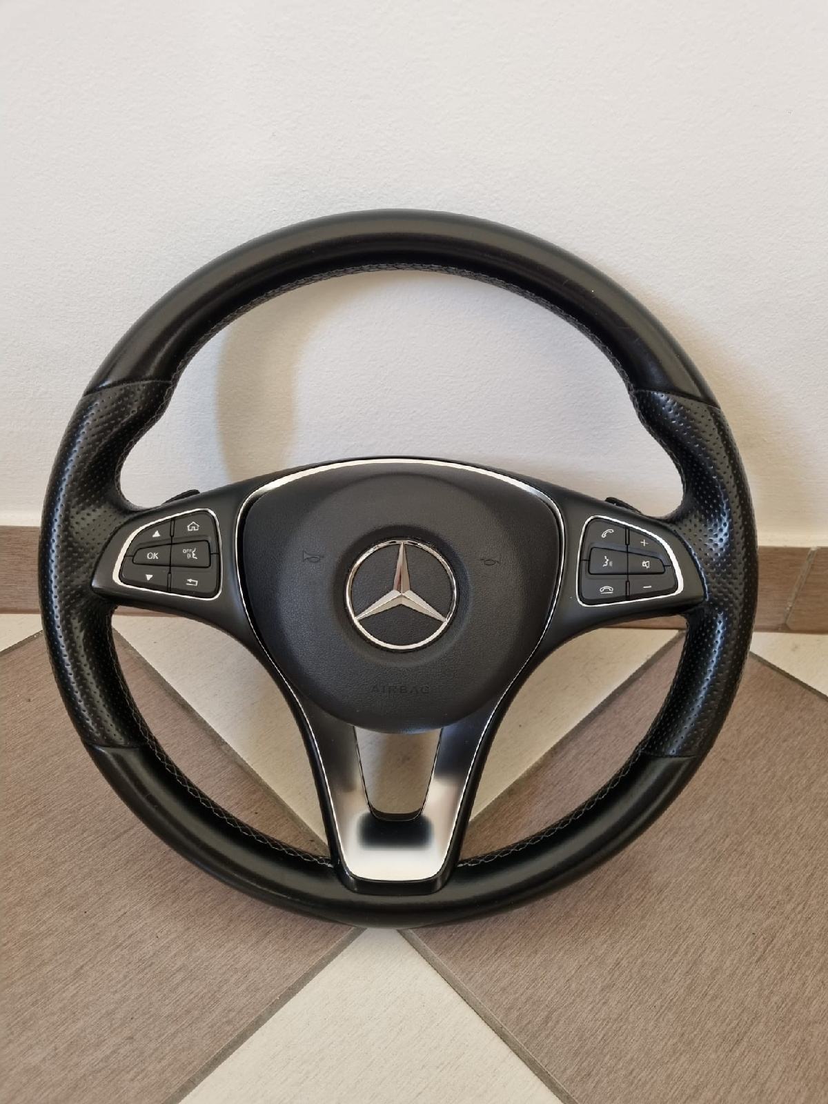 Mercedes Avantgarde F1 volan, W205, W176, W246, W213, Kao nov!