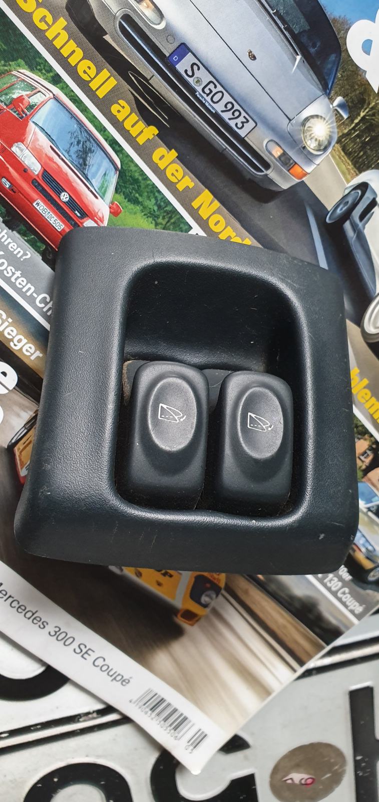 Renault Megane I Coupe Coach PREKIDAČI LIJEVOG I DESNOG MALOG STAKLA