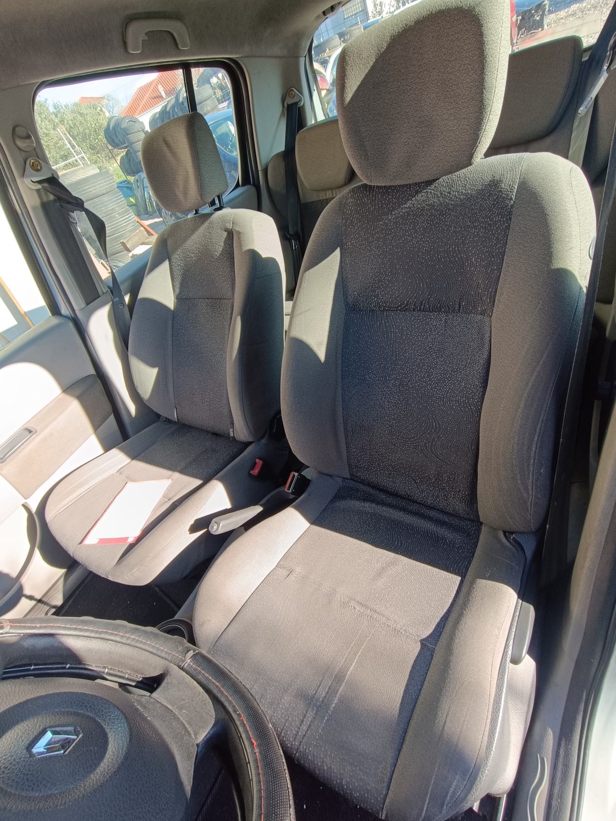 Renault Modus Sjedala