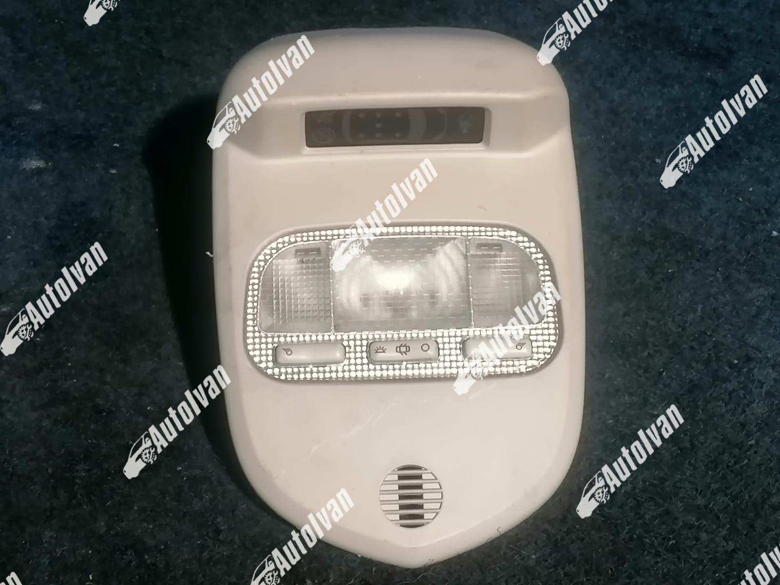 UNUTARNJA KROVNA LAMPA / SVJETLO PEUGEOT 5008 9681370177