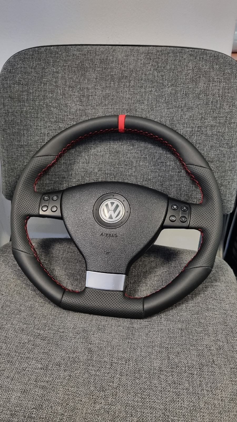 VW Golf 5 GTI Volan - stanje 10/10