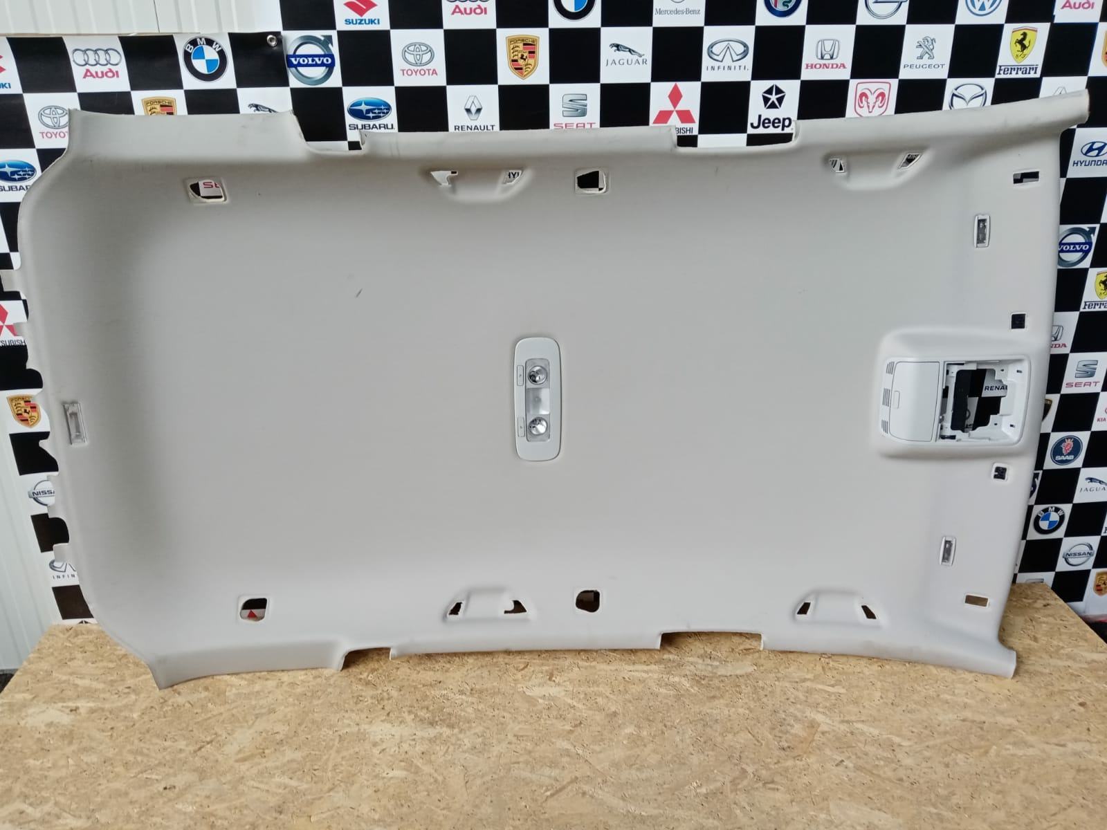 VW golf 5 karavan krovni tapicirung