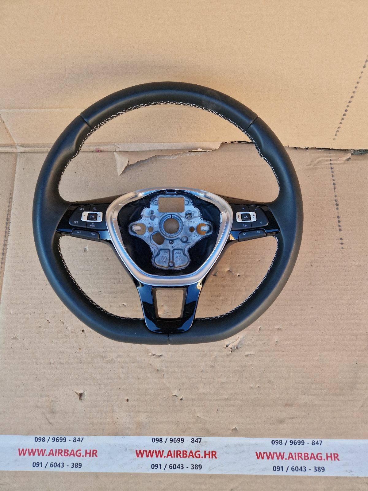 VW GOLF 7 VII KOZNI MFC VOLAN