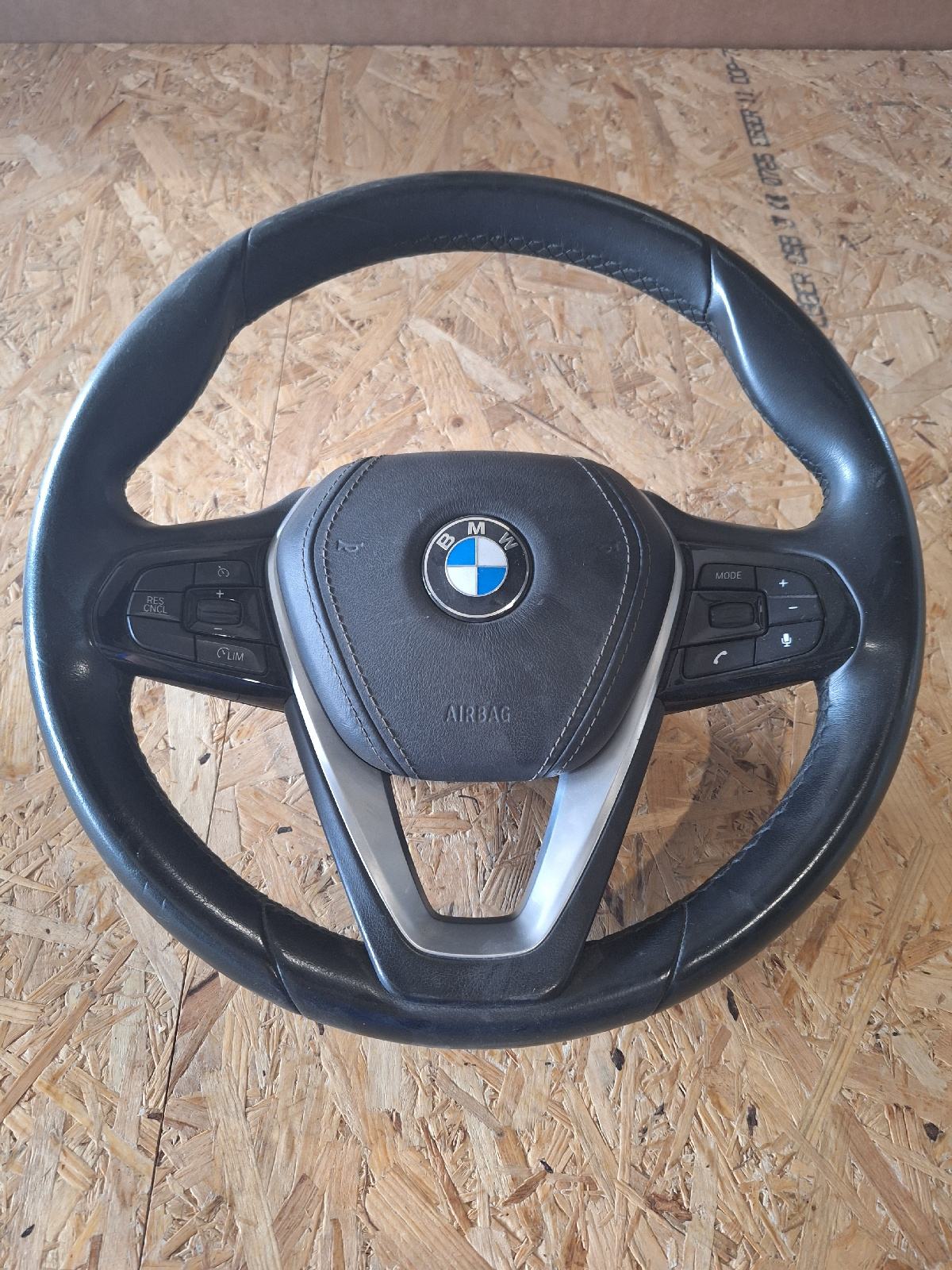 BMW G30 VOLAN