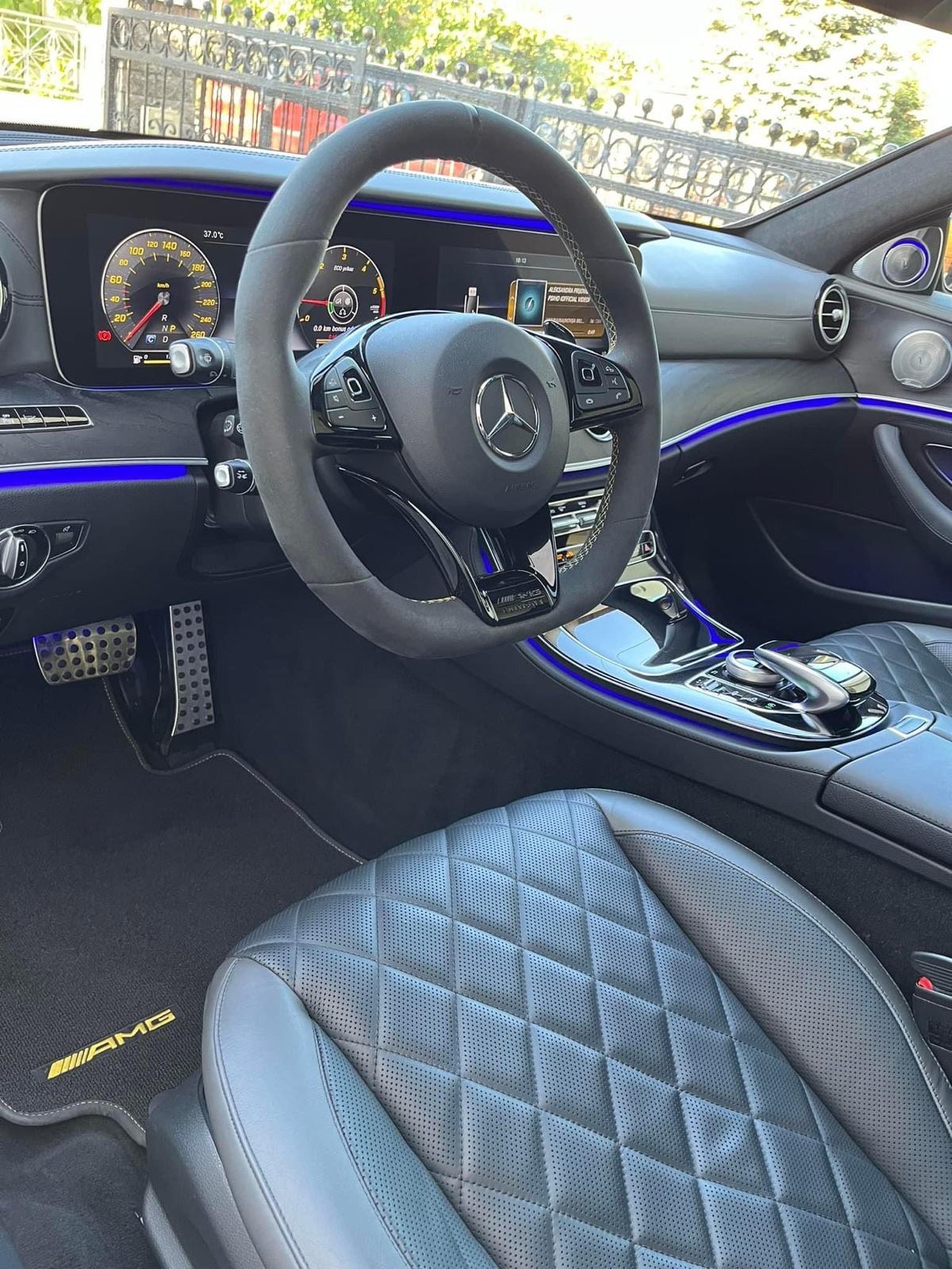 Mercedes AMG volan W213 E63S Edition 1