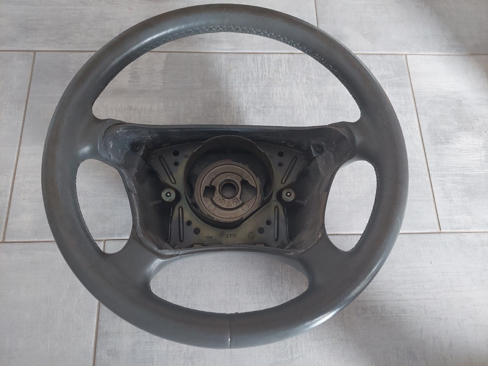 Mercedes E210 - volan - original