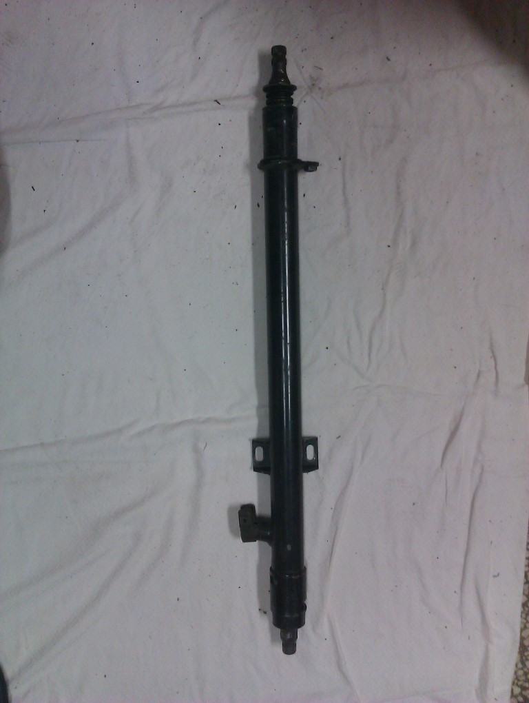 Mercedes G osovina volana