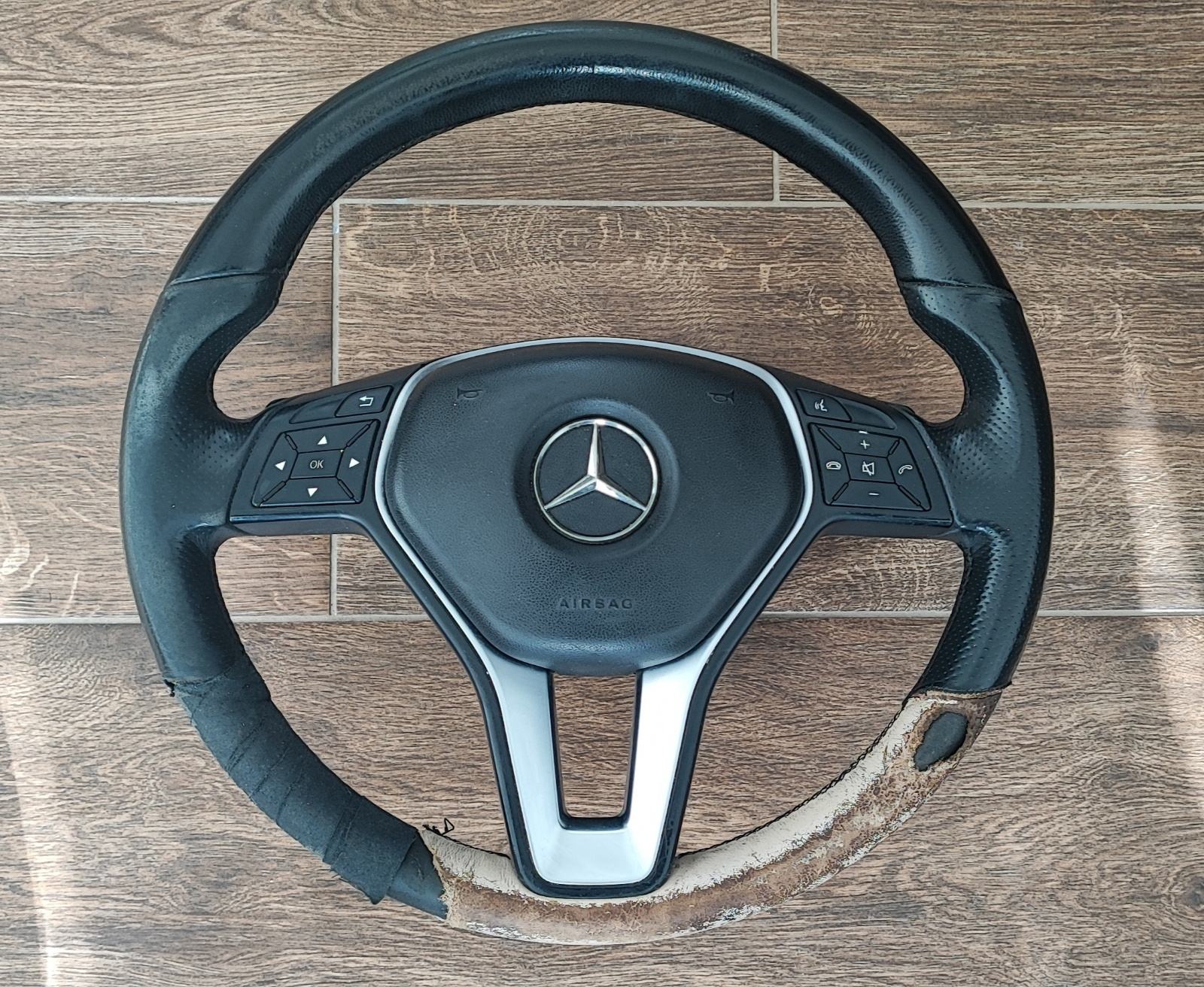 Mercedes volan F1 W212, W204 E klasa, C klasa Mercedes Benz