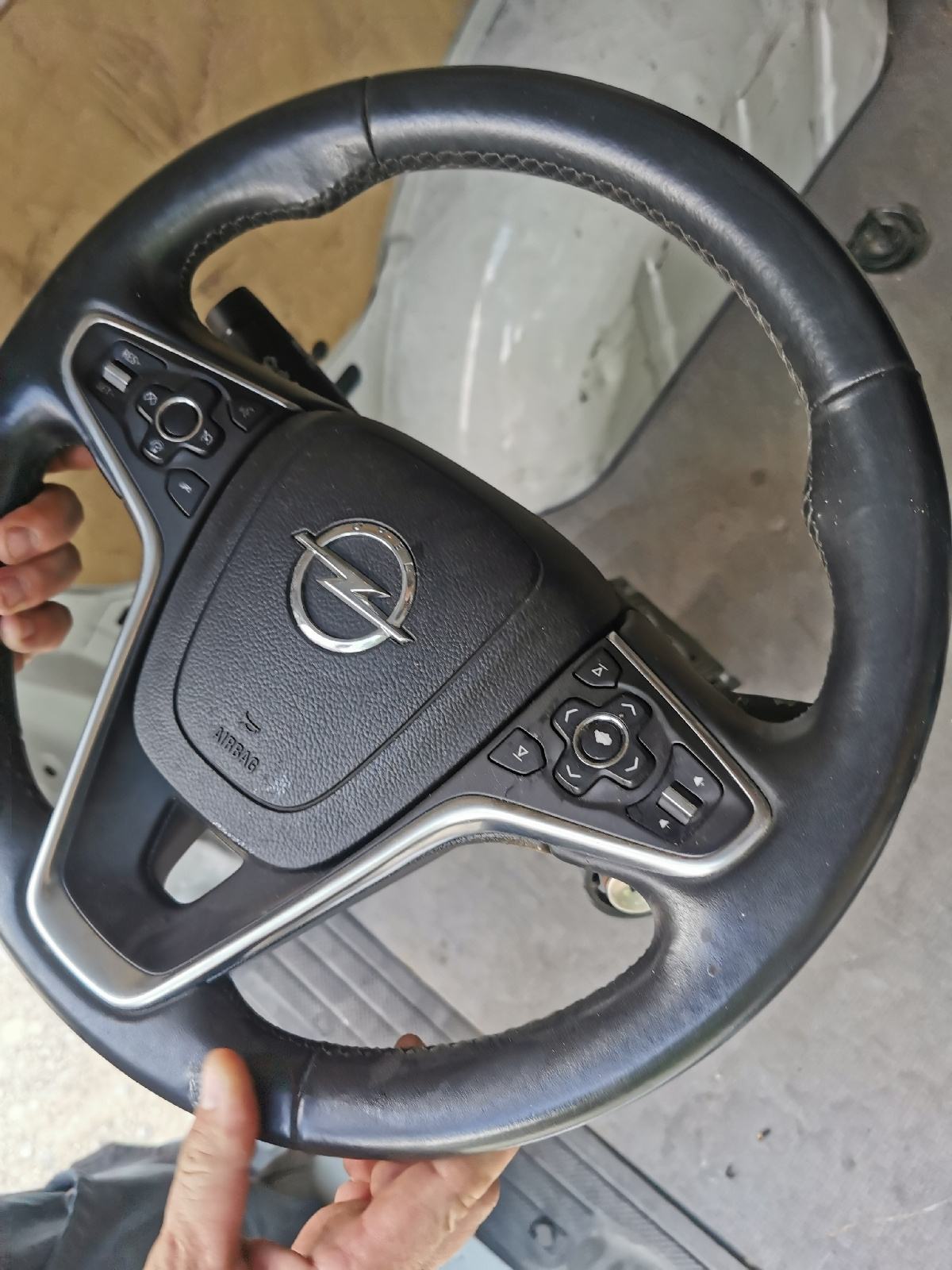 opel insignia volan kolo volana