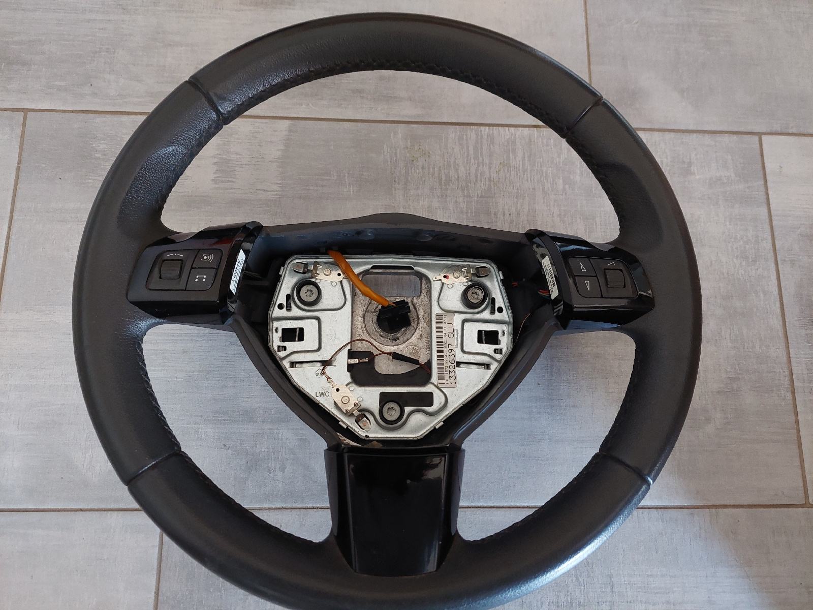 Opel Zafira B, Astra H - multifunkcijski kožni volan, original