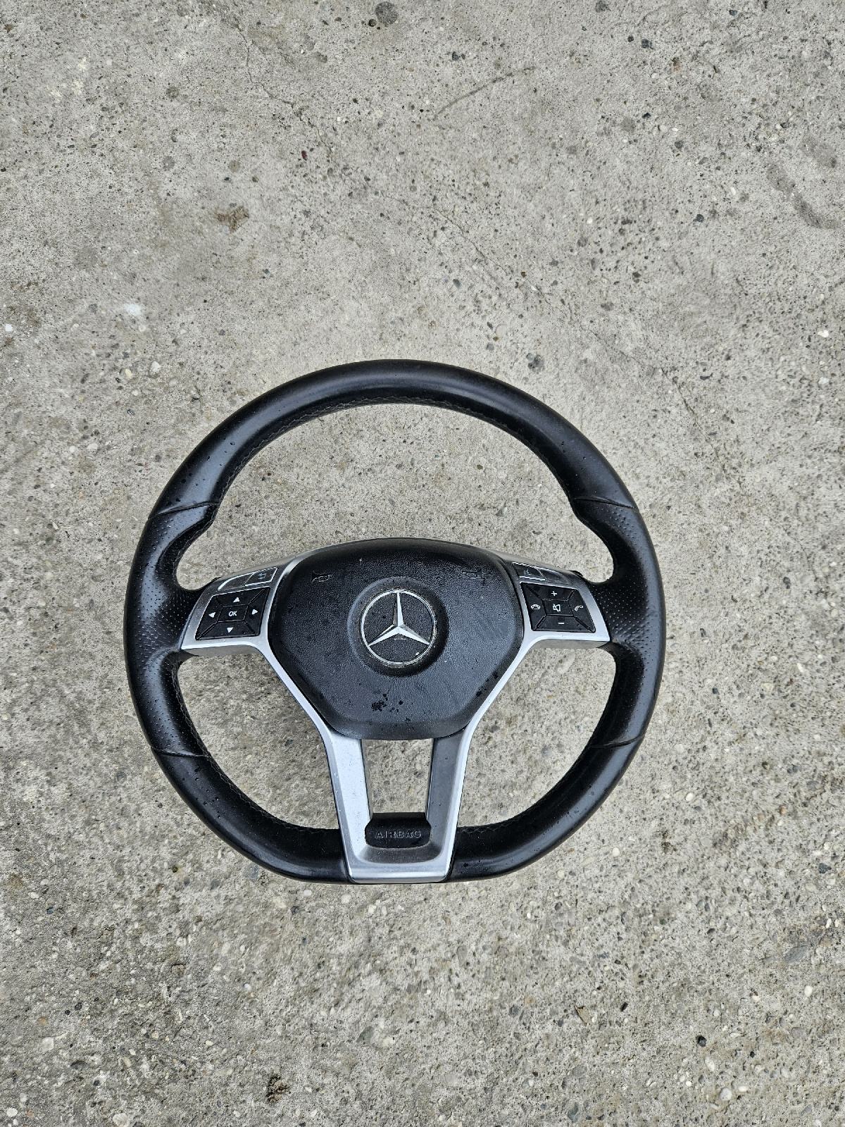VOLAN MERCEDES AMG C-Klasa A-klasa E-klasa