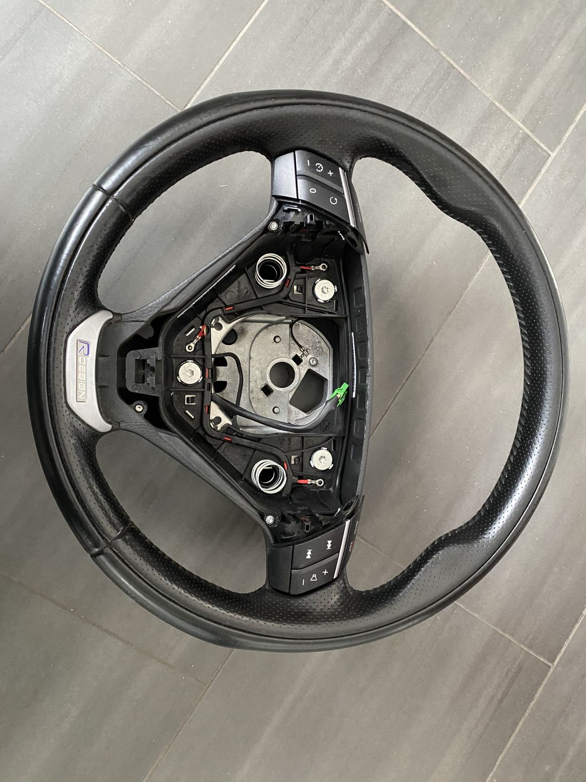 Volvo volan R-design za s60, xc90, v70