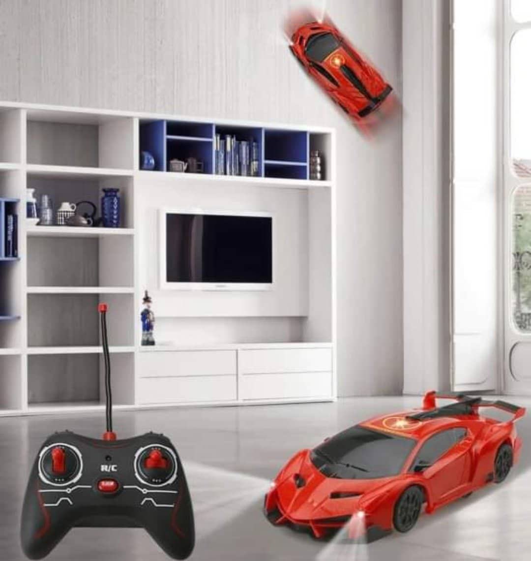 Auto na daljinski koji vozi po zidu STUNT CAR