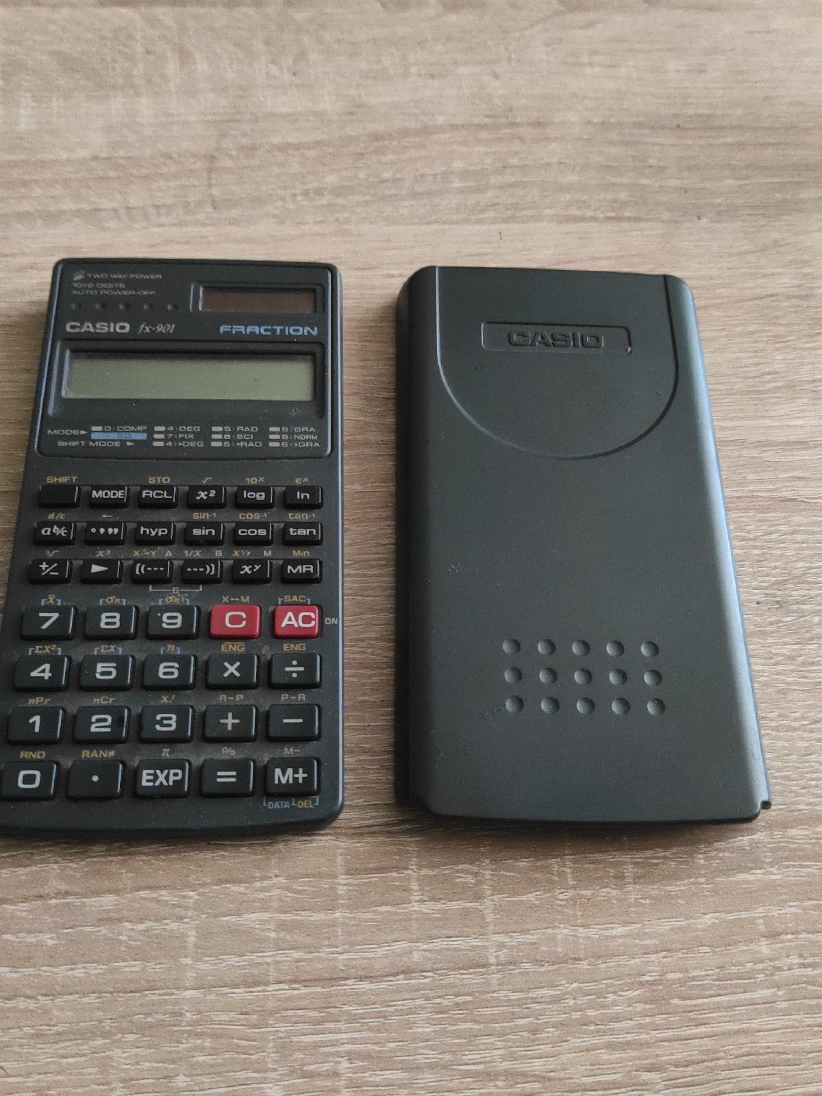 Kalkulator Casio fx-901