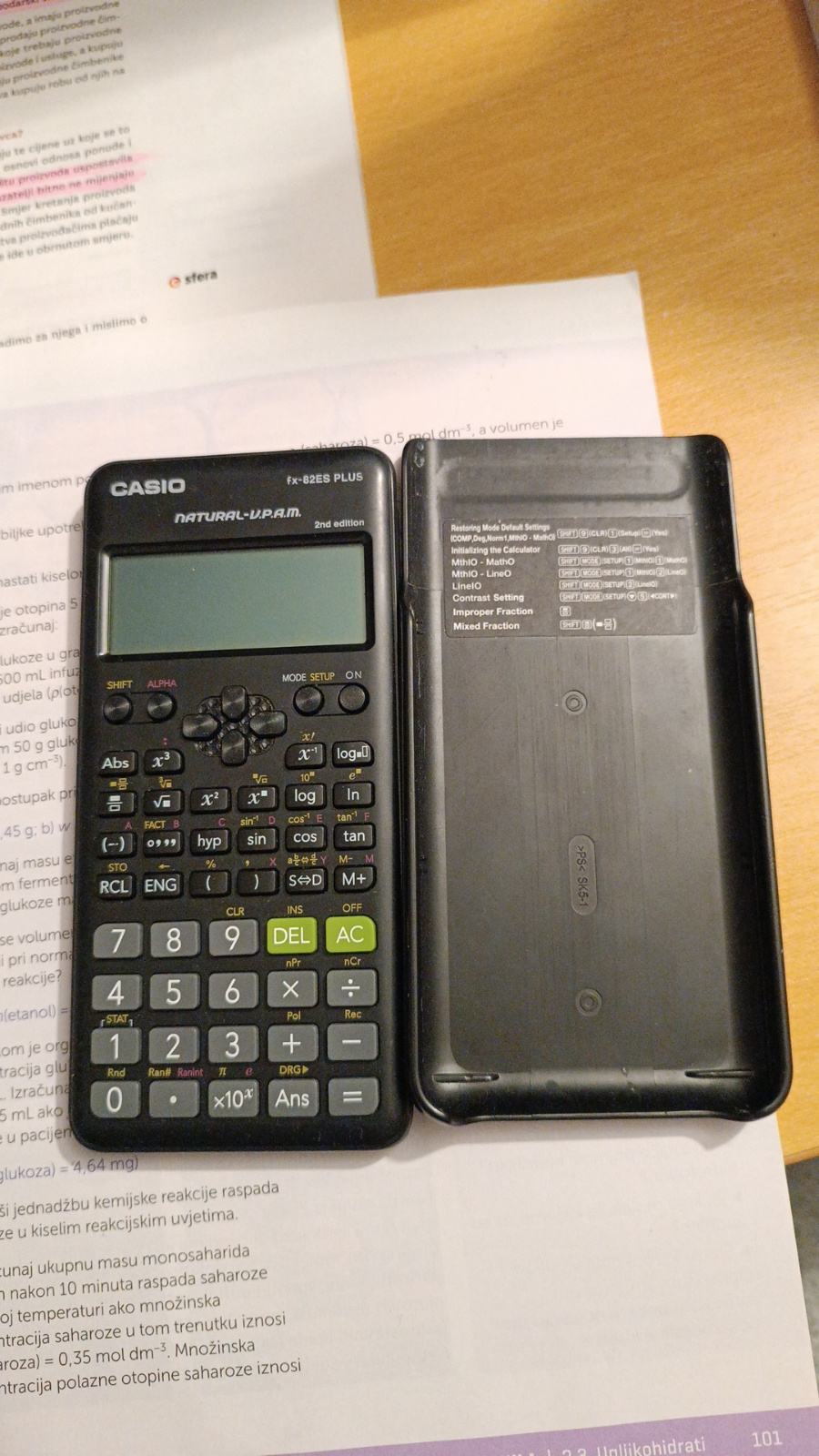 Kalkulator CASIO FX-82 ES Plus 2nd edition