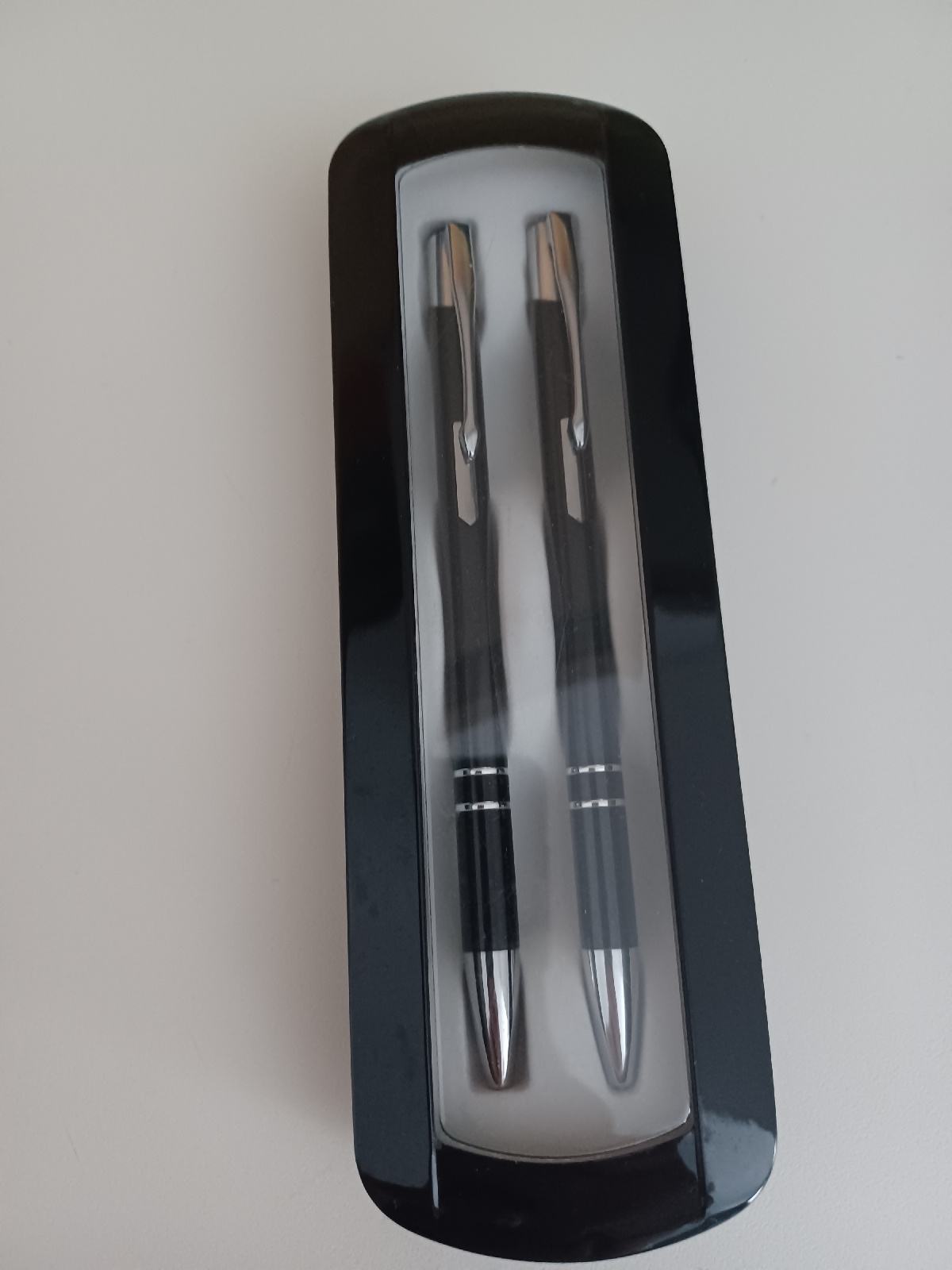 Komplet tehnička i kemijska olovka plus poklon