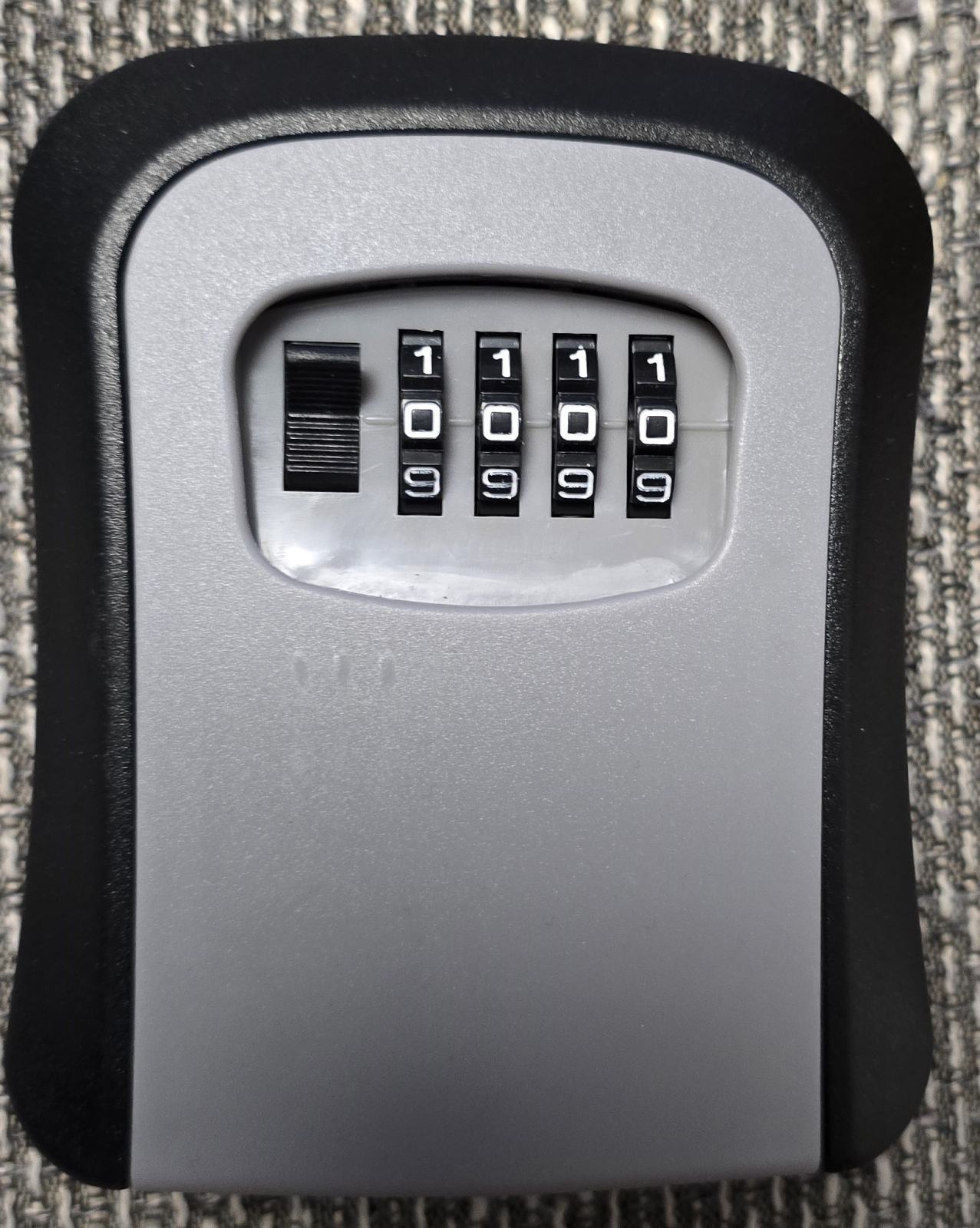 Izdržljiva vanjska kutija za ključeve - MINI SEF ZA KLJUČEVE