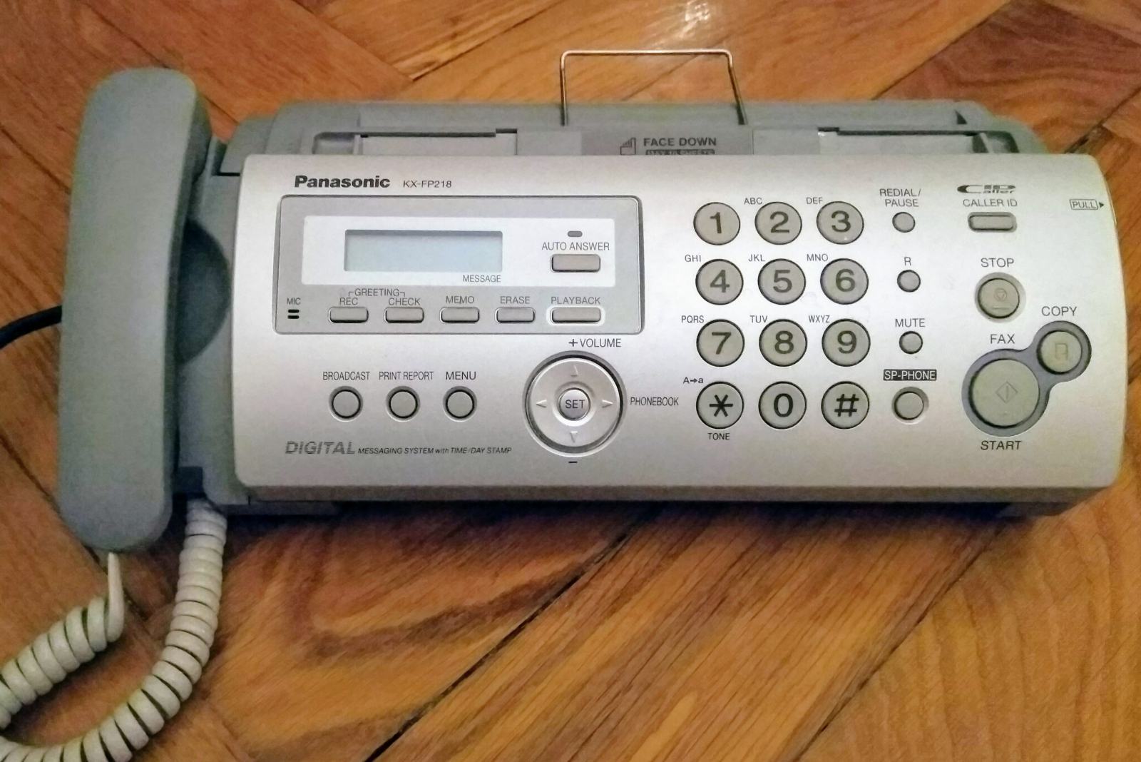 Panasonic telefon i fax