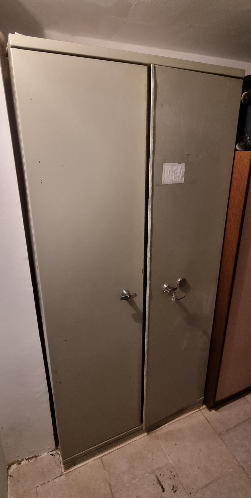 SEF - SIGURNOSNI ORMAR - KASA - ORMAR ZA ORUŽJE - Primat VO-A 1985