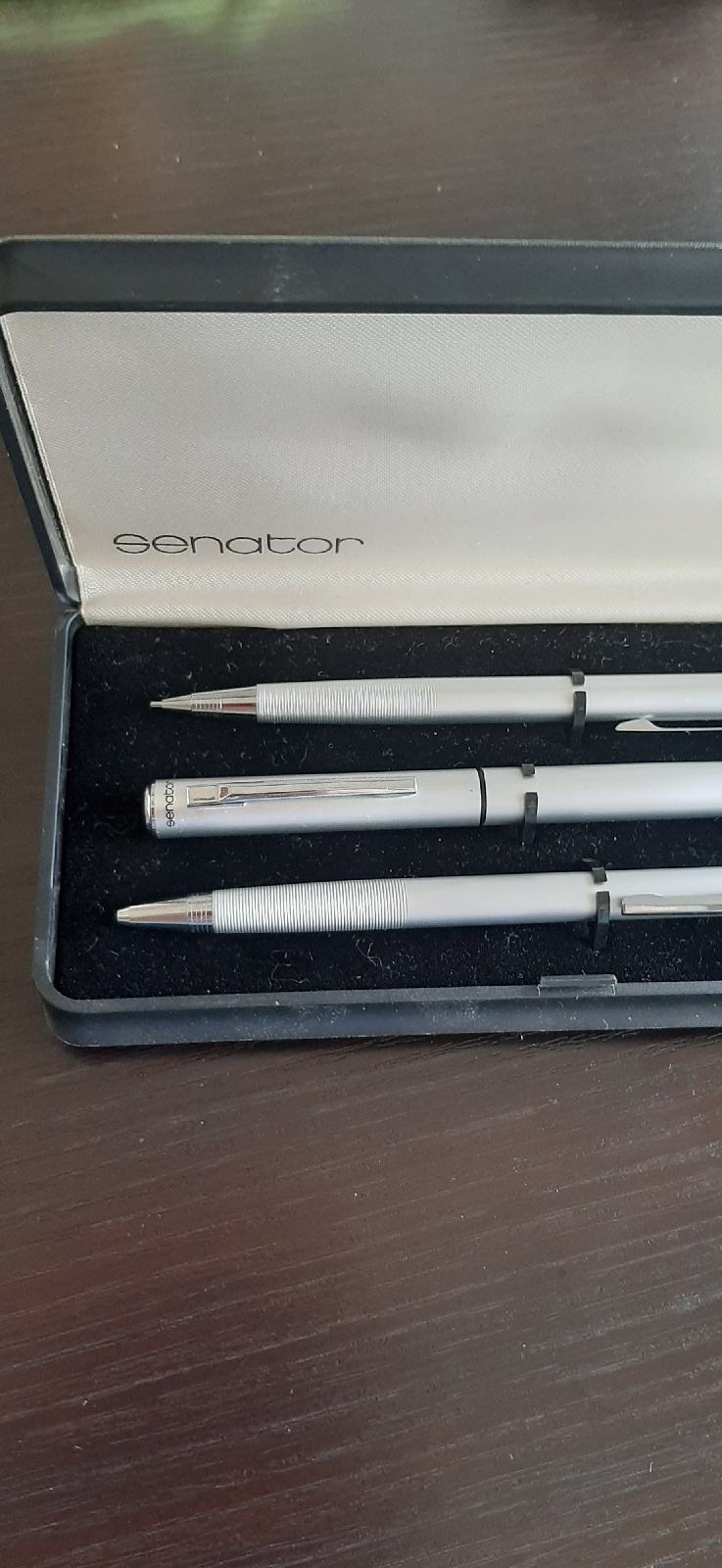 Senator set
