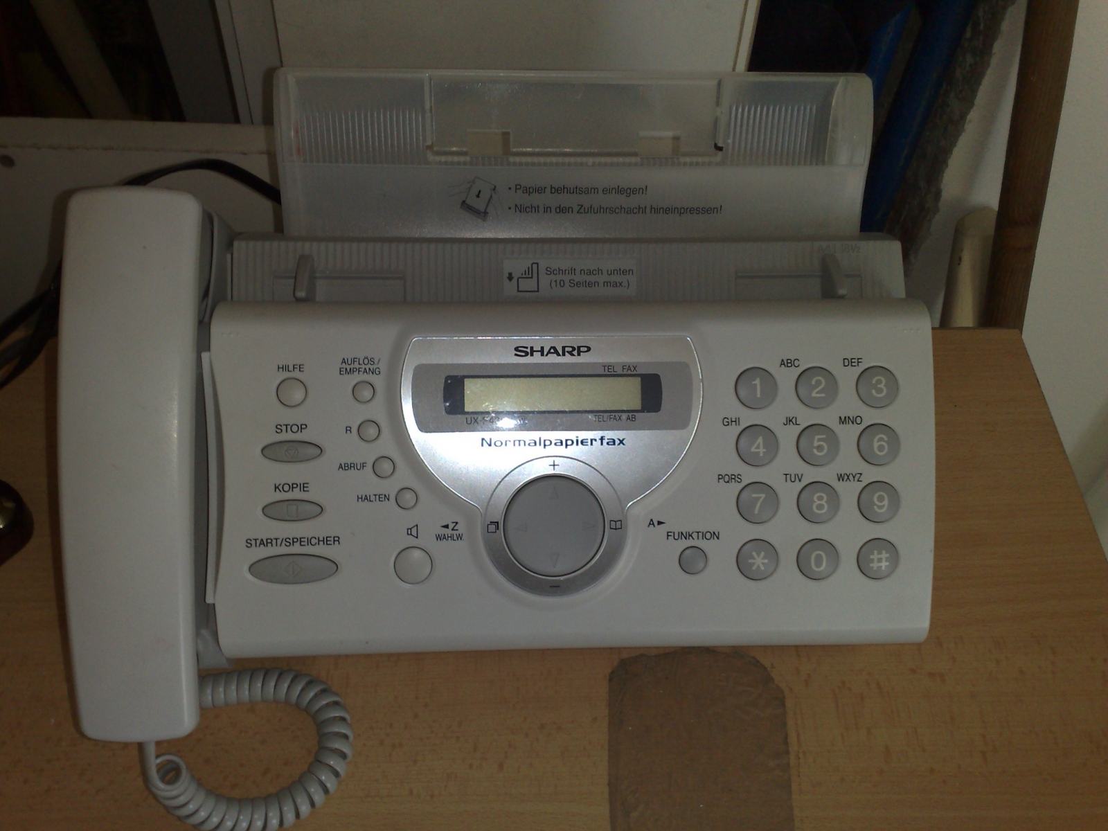 SHARP TELEFON & TELEFAX & TEFEF. SEKRETARICA (AB)