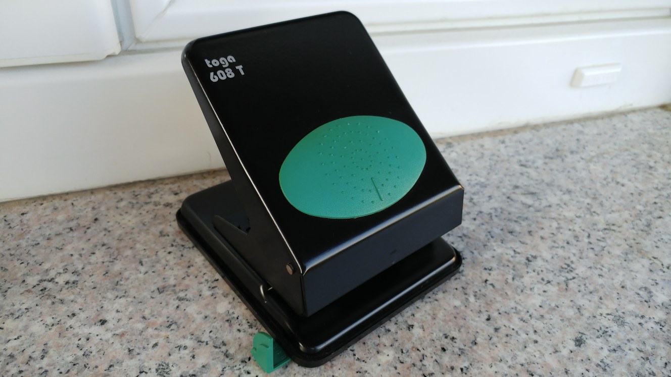 Toga 608 T Bušač Papira