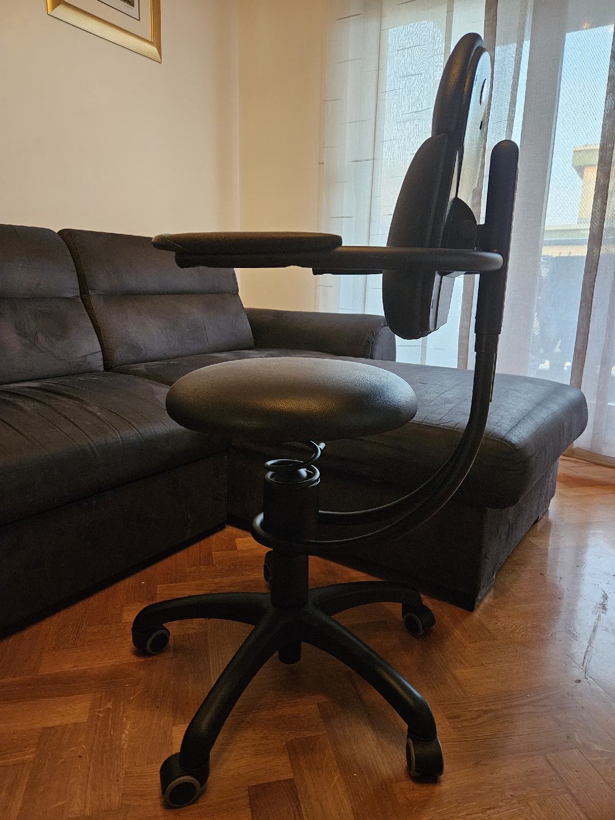 SpinaliS Basic ergonomska stolica