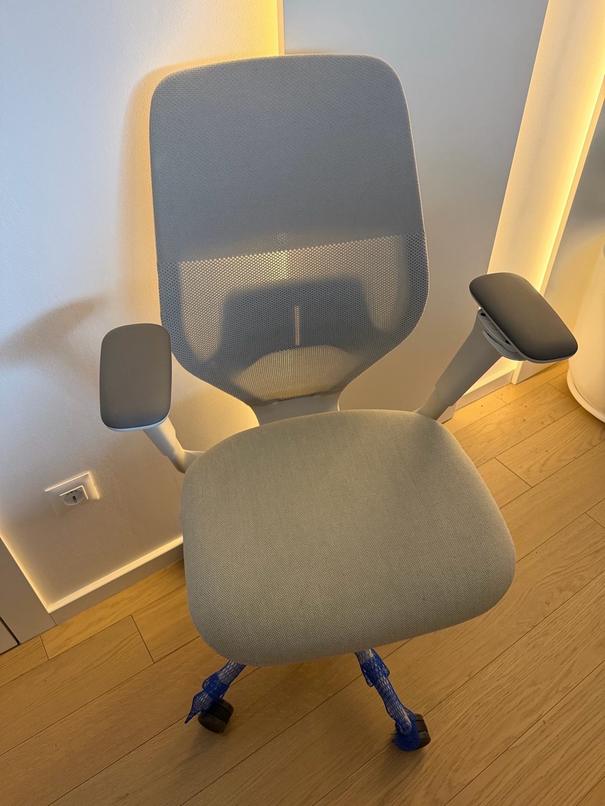 Vitra stolice model - ACL Light
