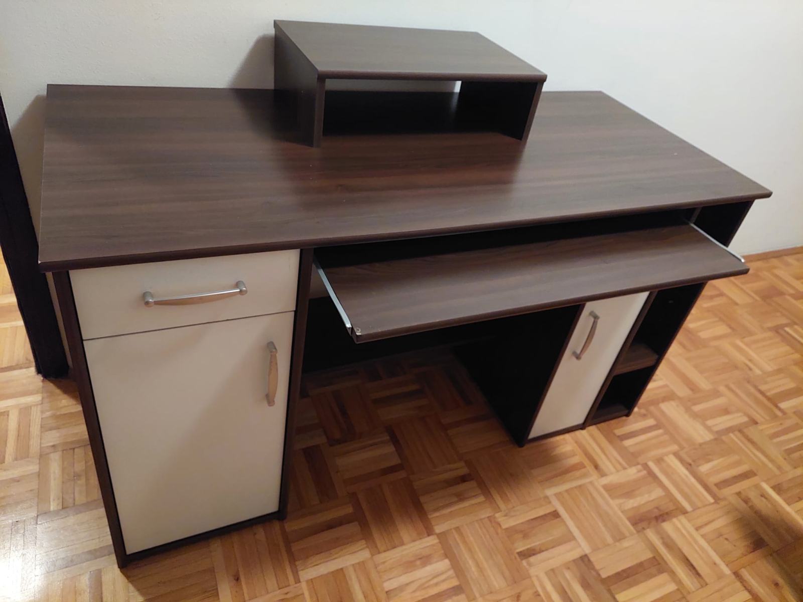 HITNO - radni/uredski stol