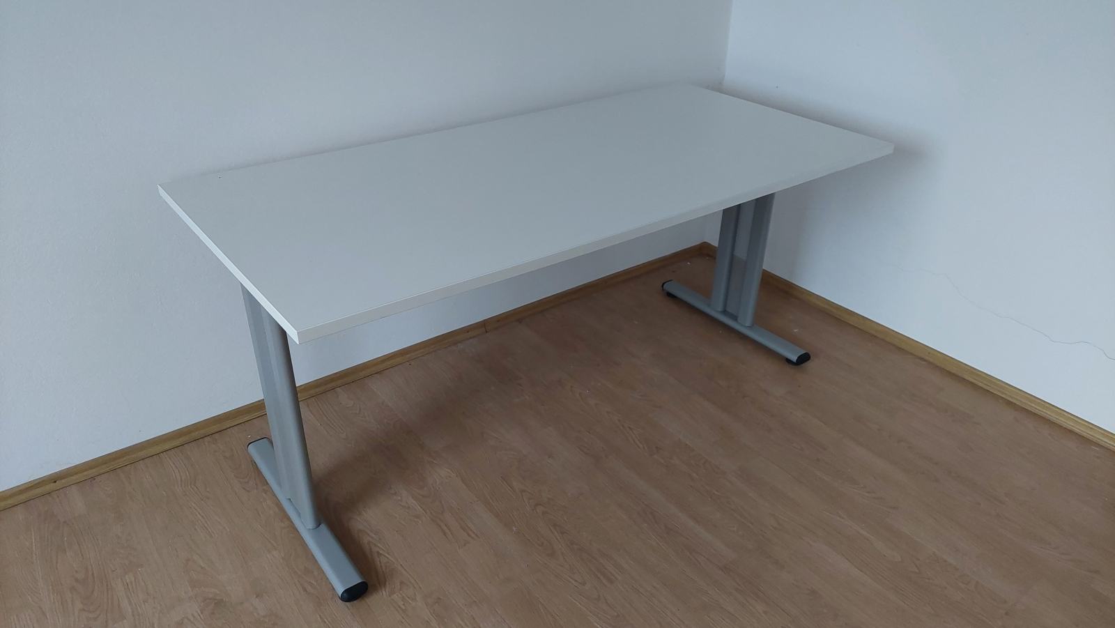Uredski stol 165x80cm