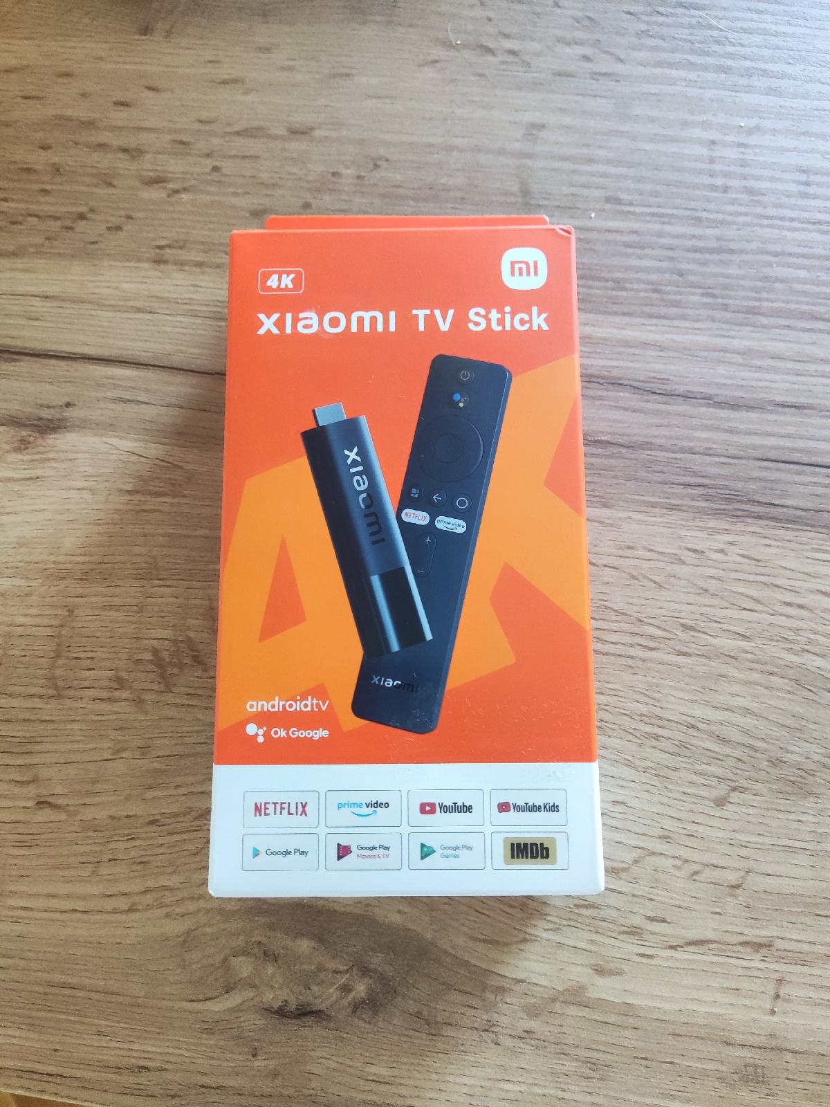 Mi stick 4k 2GB RAM i 8GB memorije