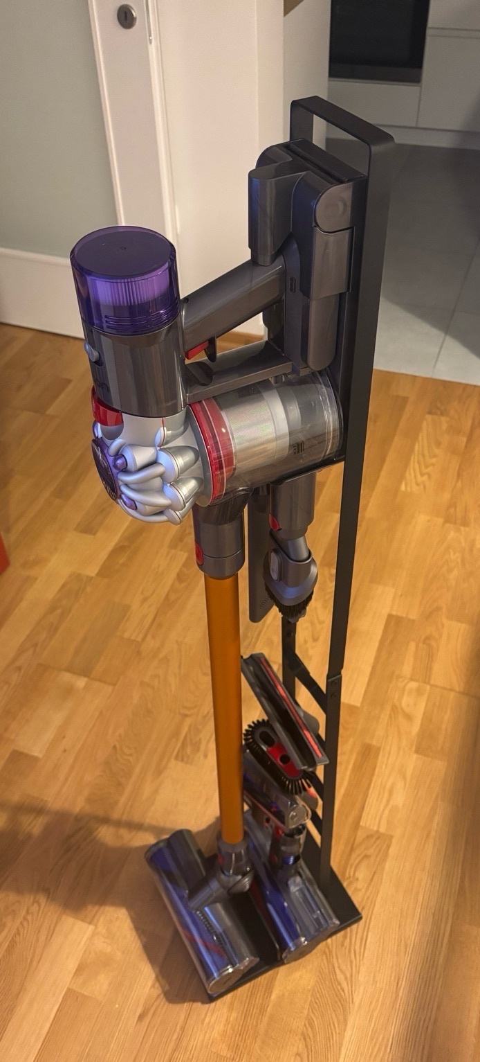 Dyson V8 Total Clean - 399 EUR