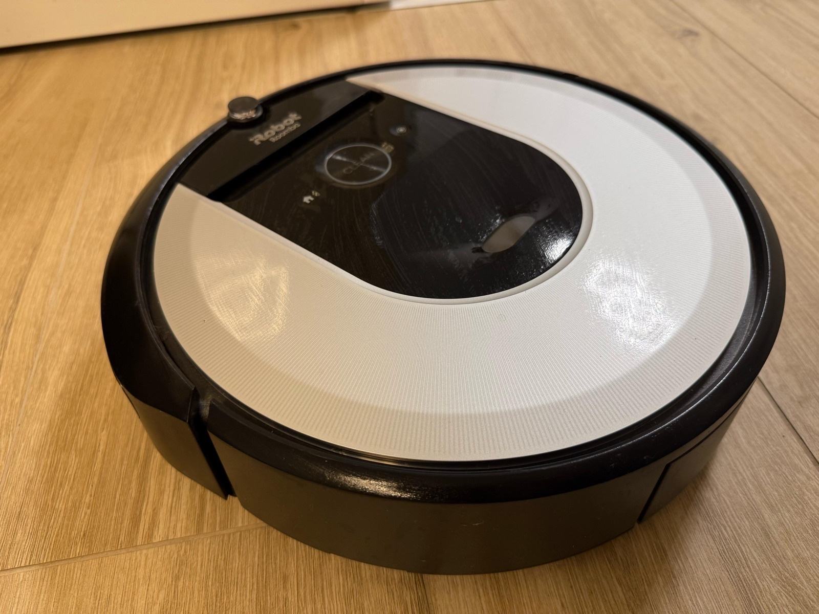 iRobot Roomba i7