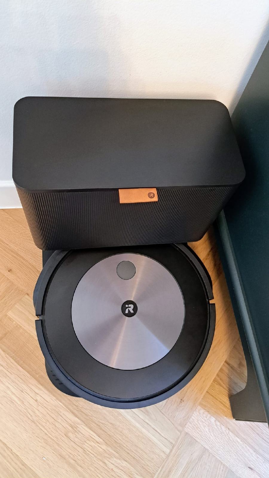 iRobot Roomba J7+