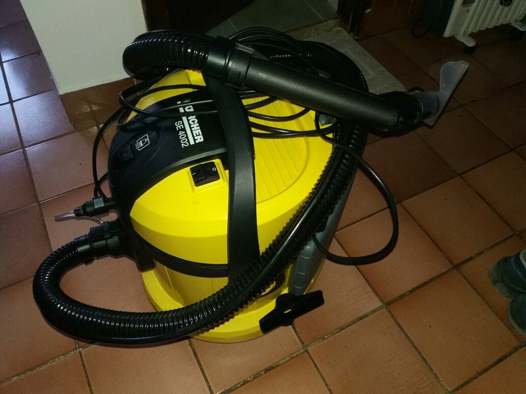 KARCHER SE 4002 usisavac za dubinsko ciscenje