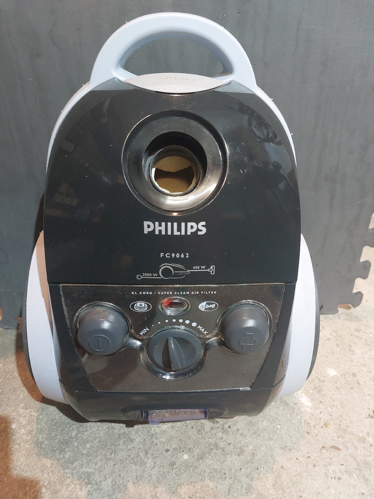 Philips usisavač FC9062